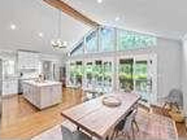 3 bedroom in East Marion New York 11939