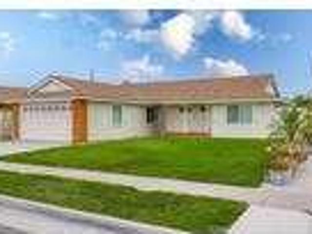 3 bedroom in Fountain Valley California 92708
