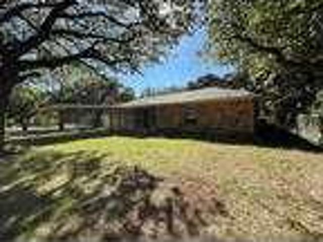 3 bedroom in Fort Worth Texas 76120