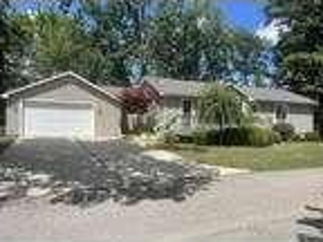 3 bedroom in Fenton Michigan 48430