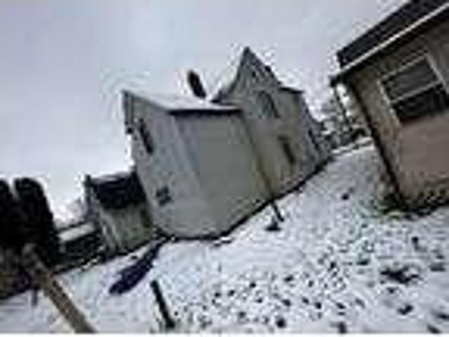 3 bedroom in Freeport IL 61032