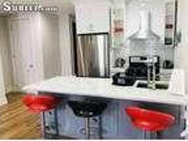 3 Bedroom In Kings NY 11207