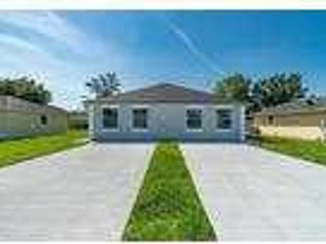3 bedroom in Kissimmee FL 34758