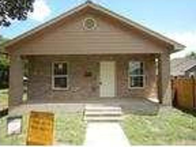 3 bedroom in Houston Texas 77020