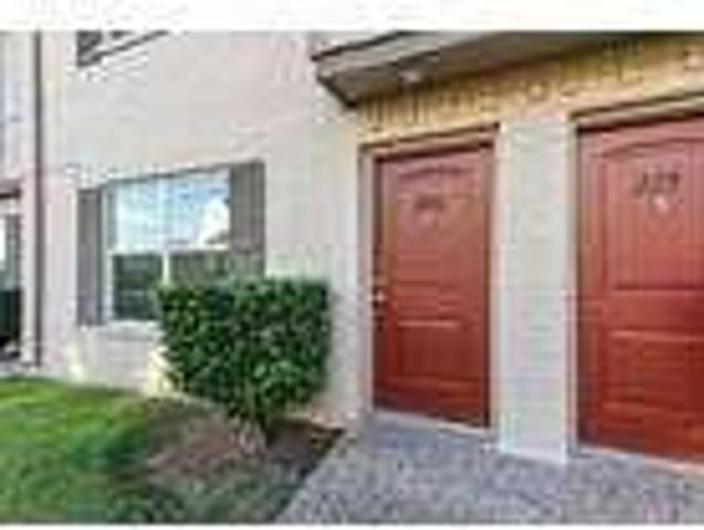 3 bedroom in Houston TX 77043