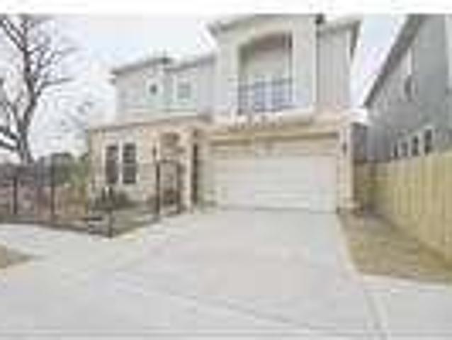 3 bedroom in Houston TX 77051