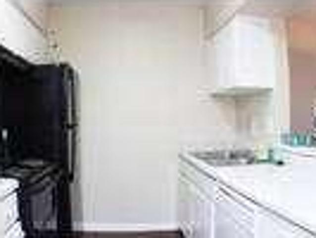3 bedroom in Houston TX 77062