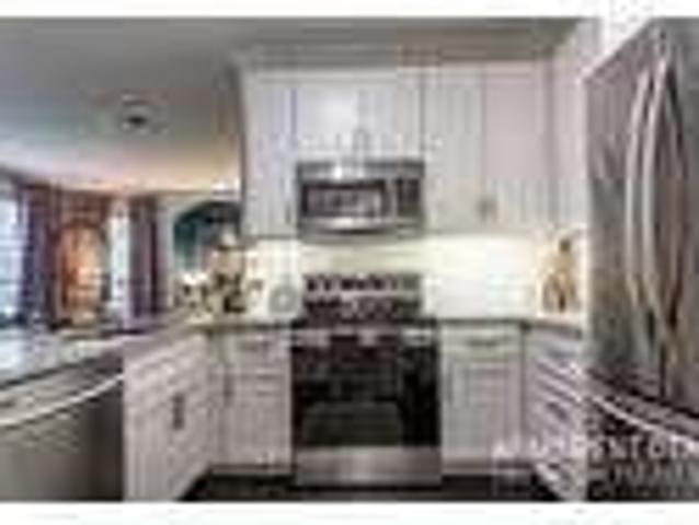 3 bedroom in Houston TX 77064