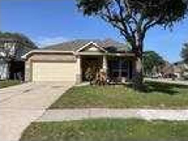 3 bedroom in Houston TX 77073