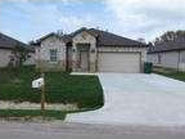 3 bedroom in Houston TX 77075