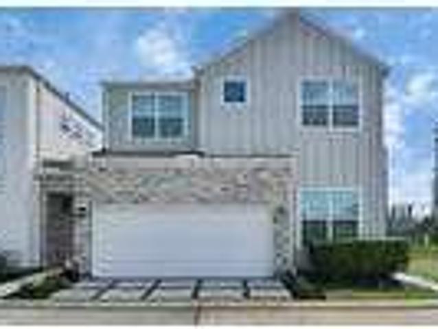 3 bedroom in Houston TX 77080