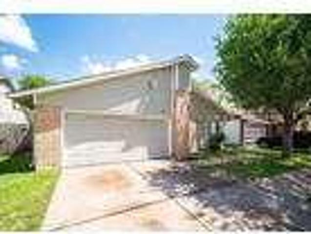 3 bedroom in Houston TX 77099