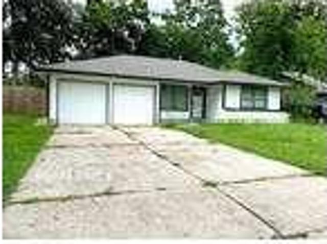 3 bedroom in Houston TX 77016