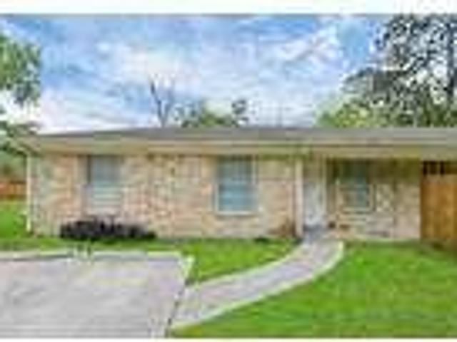 3 bedroom in Houston TX 77028