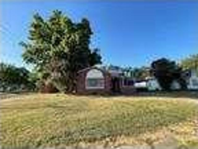 3 bedroom in Holdenville Oklahoma 74848