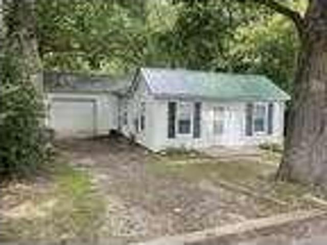 3 bedroom in Heyworth Illinois 61745
