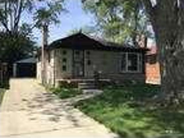 3 bedroom in Inkster Michigan 48141