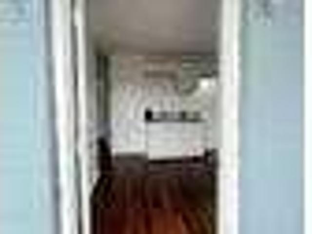 3 bedroom in Jacksonville Florida 32209