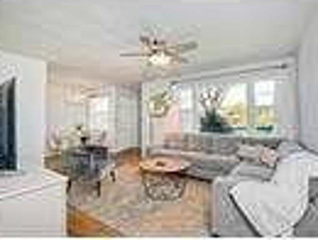 3 bedroom in Oceanside California 92054