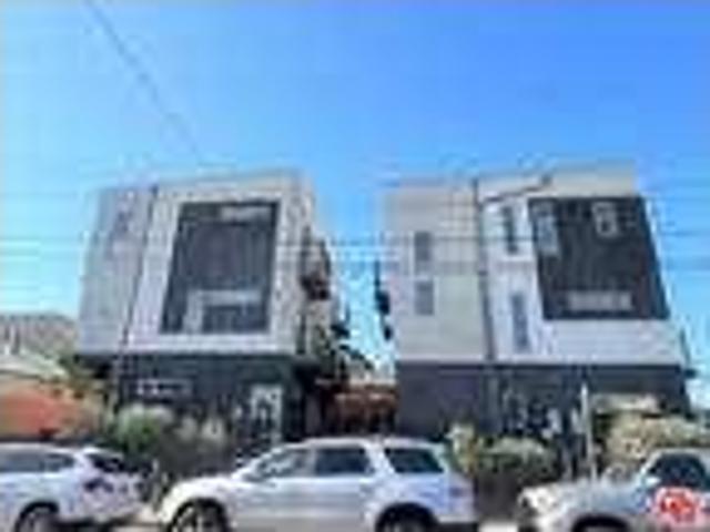 3 bedroom in Los Angeles CA 90026