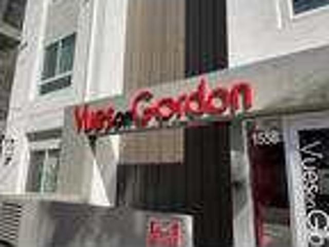 3 bedroom in Los Angeles CA 90028