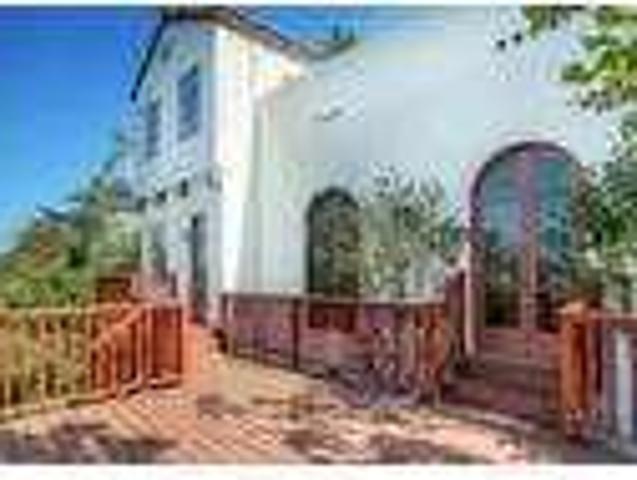 3 Bedroom In Los Angeles CA 90039