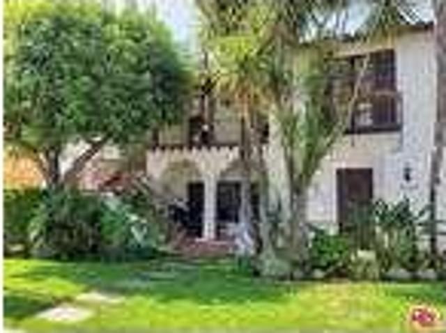 3 bedroom in Los Angeles CA 90048