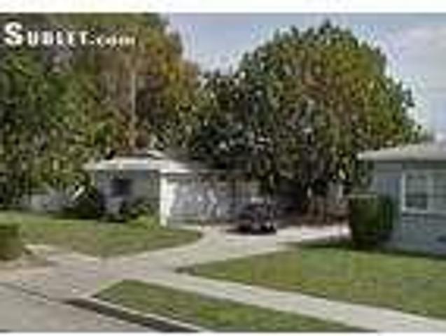 3 Bedroom In Los Angeles CA 91306