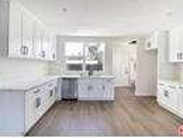 3 bedroom in Los Angeles California 90011