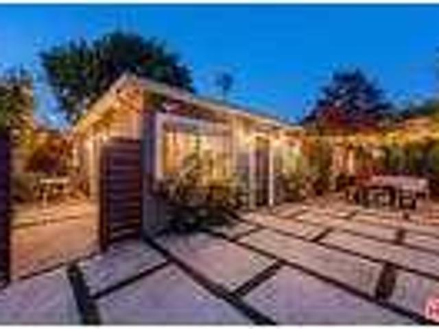 3 bedroom in Los Angeles California 90018