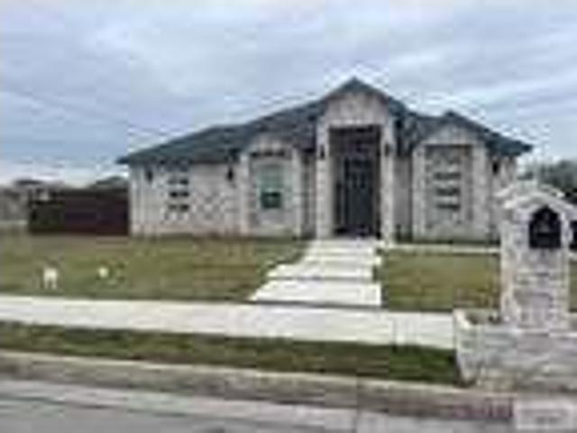 3 bedroom in Los Fresnos TX 78566