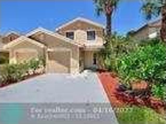 3 bedroom in Lake Worth FL 33463
