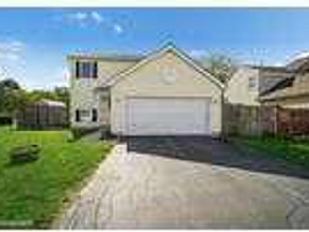 3 bedroom in Lake In The Hills Illinois 60156