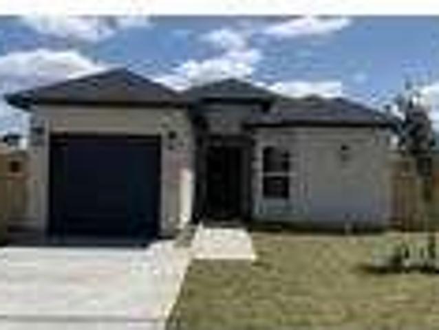 3 bedroom in Laredo TX 78046