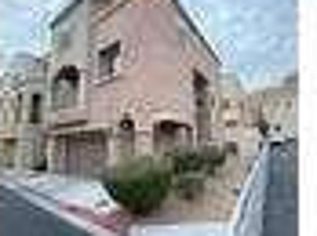 3 bedroom in Las Vegas NV 89129