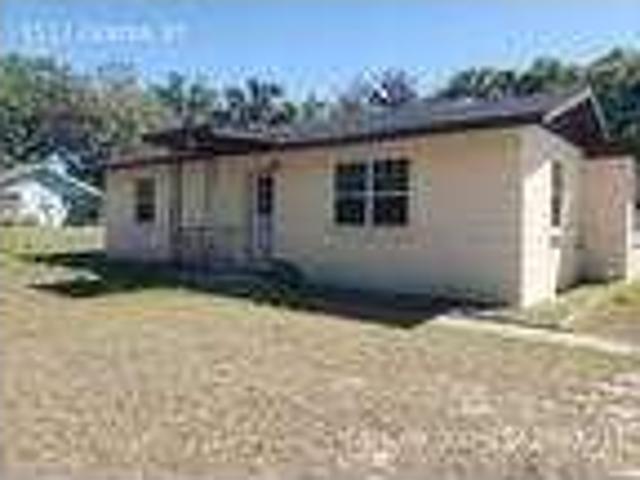 3 Bedroom In Leesburg FL 34748