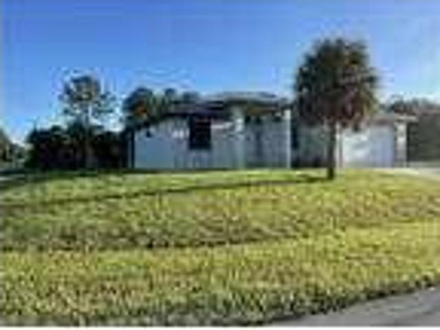 3 bedroom in Lehigh Acres Florida 33936
