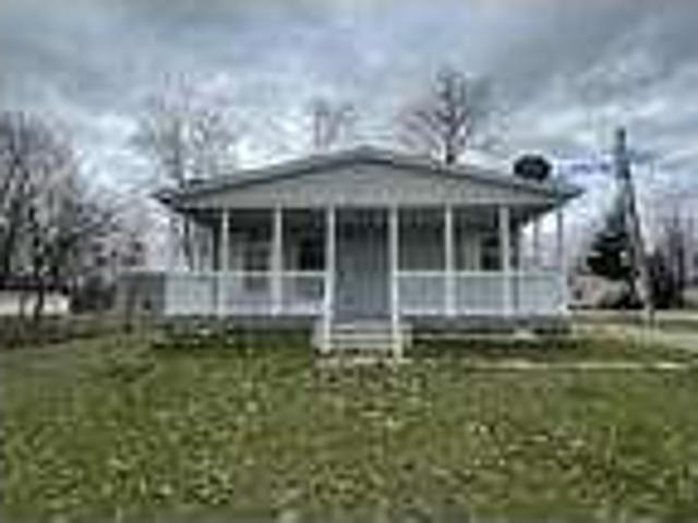 3 bedroom in Linton IN 47441