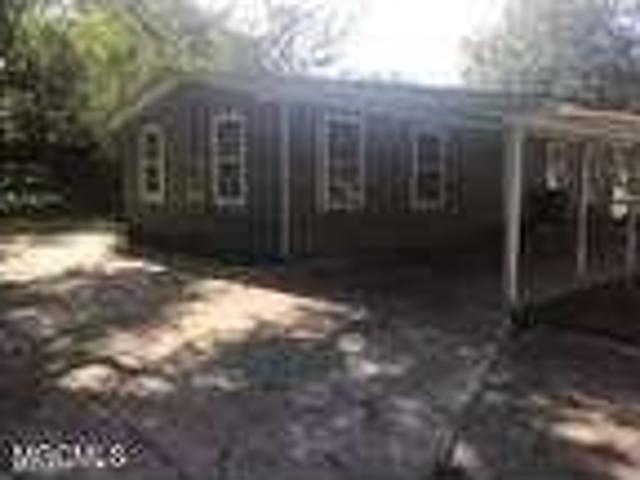 3 bedroom in Moss Point Mississippi 39563