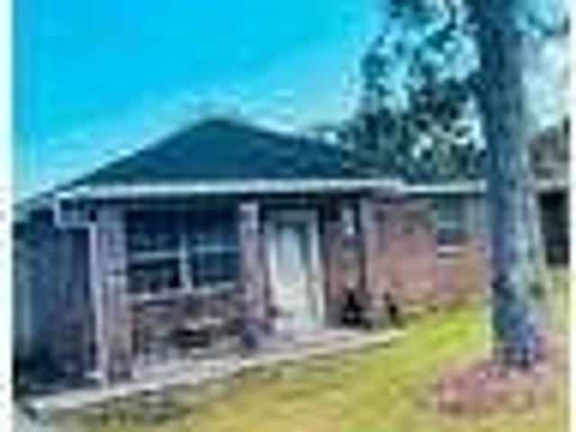 3 bedroom in Moss Point Mississippi 39563