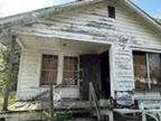 3 bedroom in Moss Point MS 39563