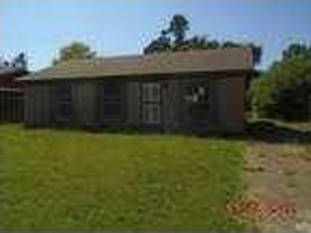 3 bedroom in Memphis Tennessee 38127