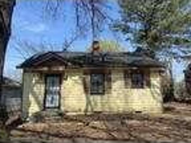 3 bedroom in Memphis TN 38106