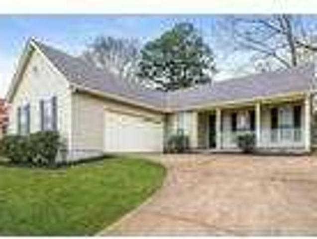 3 bedroom in Memphis TN 38125