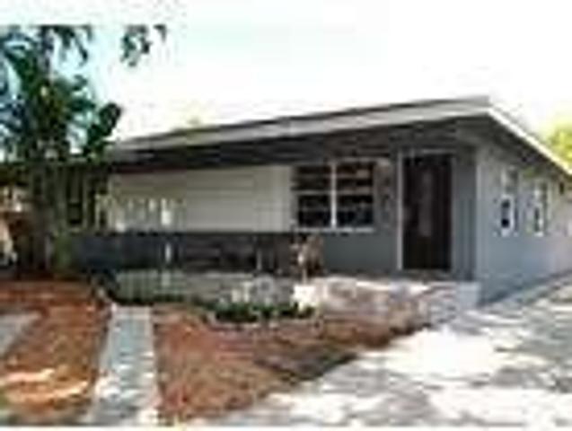 3 bedroom in Miami Gardens Florida 33054