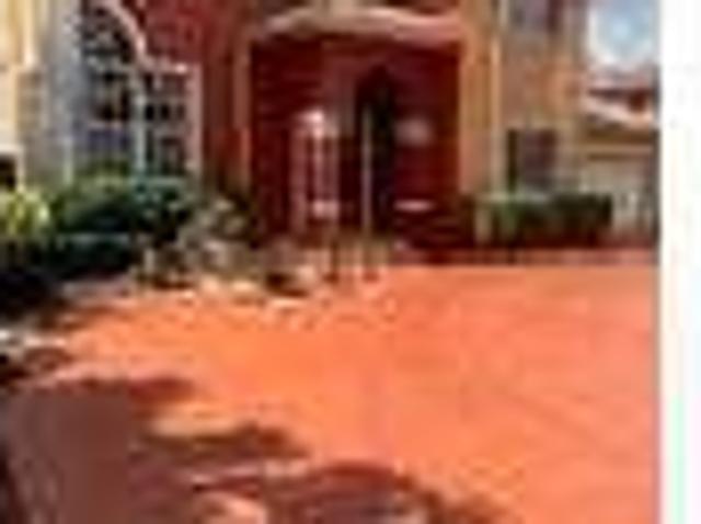 3 bedroom in Miami FL 33175