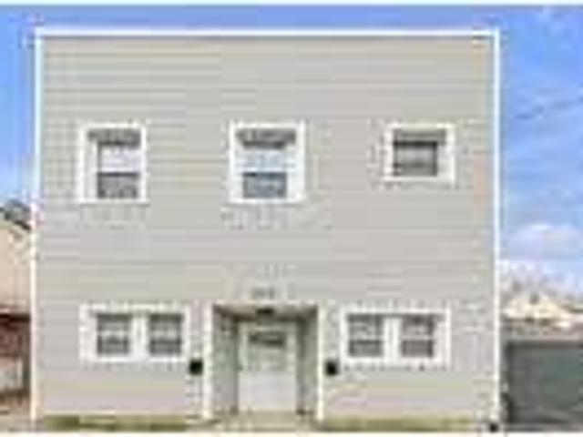 3 bedroom in Mineola New York 11501
