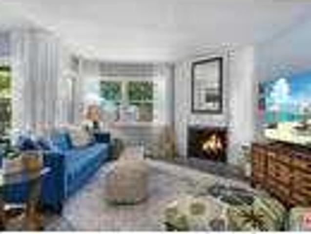 3 bedroom in North Hollywood California 91605