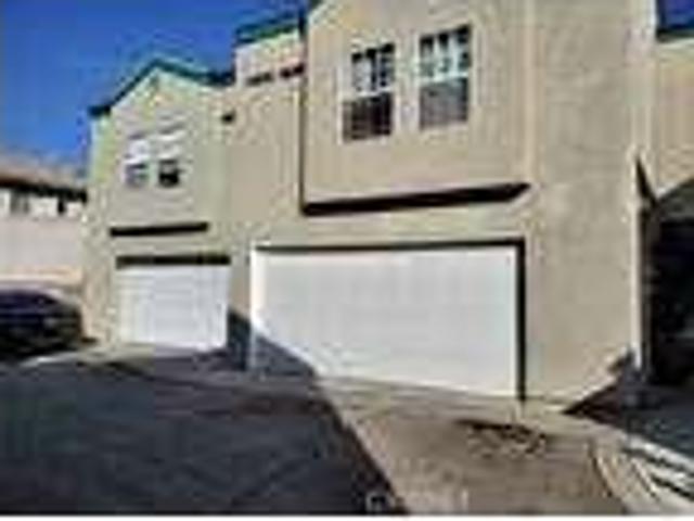 3 bedroom in North Hills CA 91343