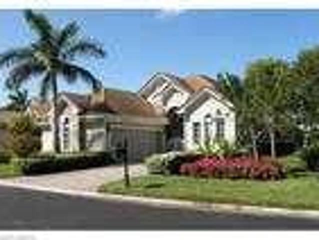3 bedroom in Naples Florida 34114